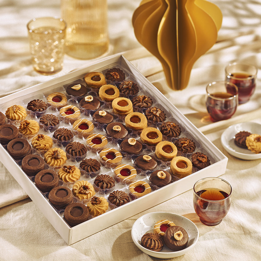 Petit Four Mix Box – MR. BAKER Egypt